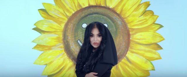Hadicha Qurbonova - Kungaboqar qo'shiq matni, текст песни, lyrics | O ...